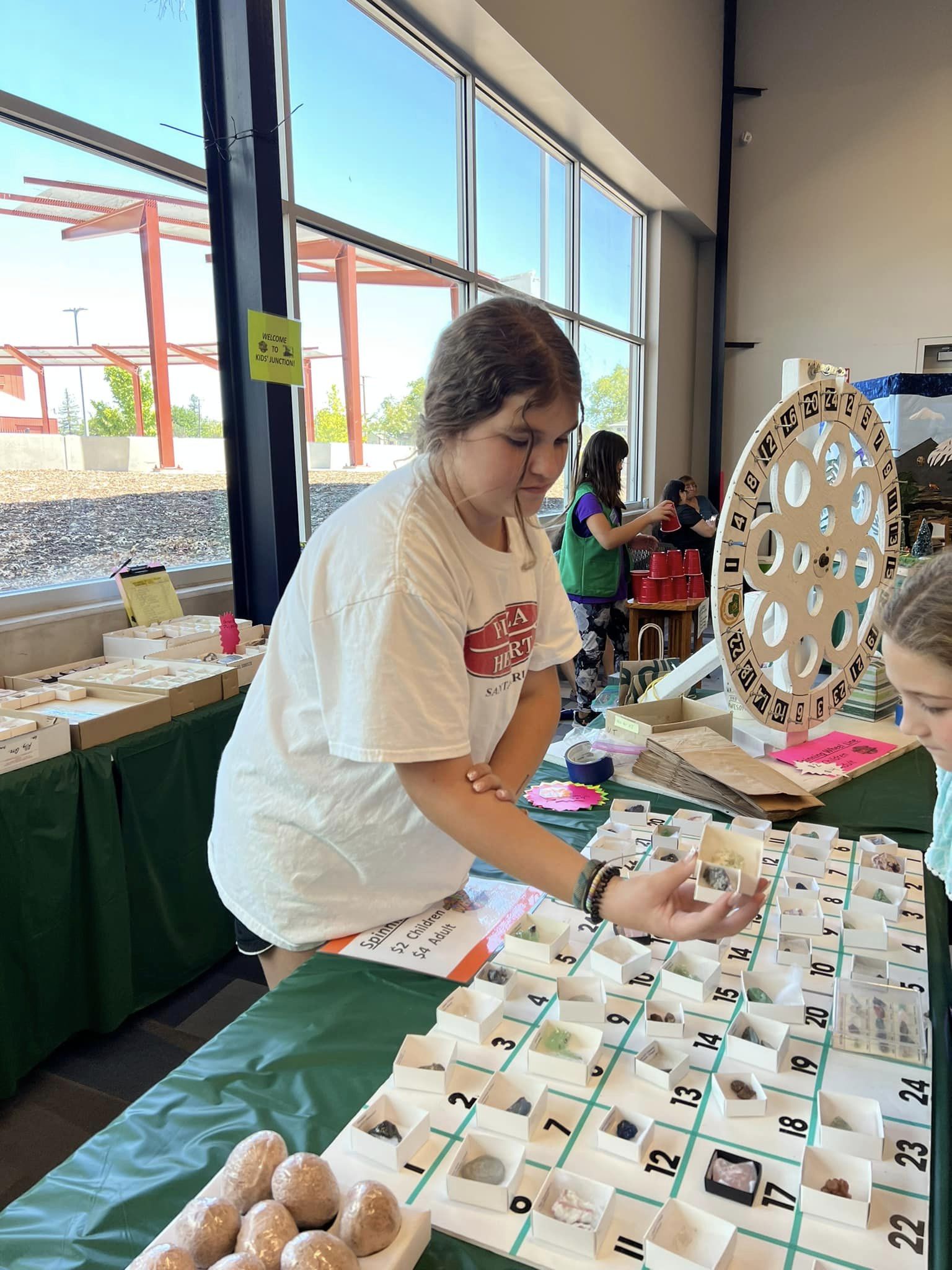 Kids Junction – Roseville Rock Rollers Gem & Minerals Society